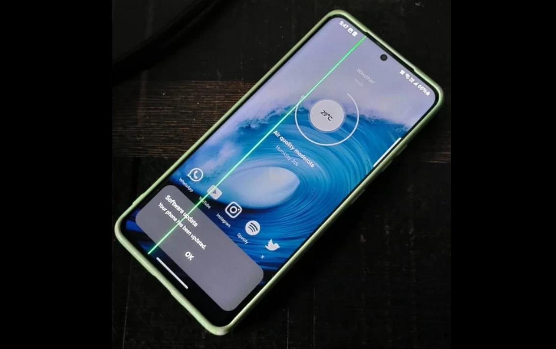 三星Galaxy S21系列更新后出现屏幕绿线故障 |TePhone.com